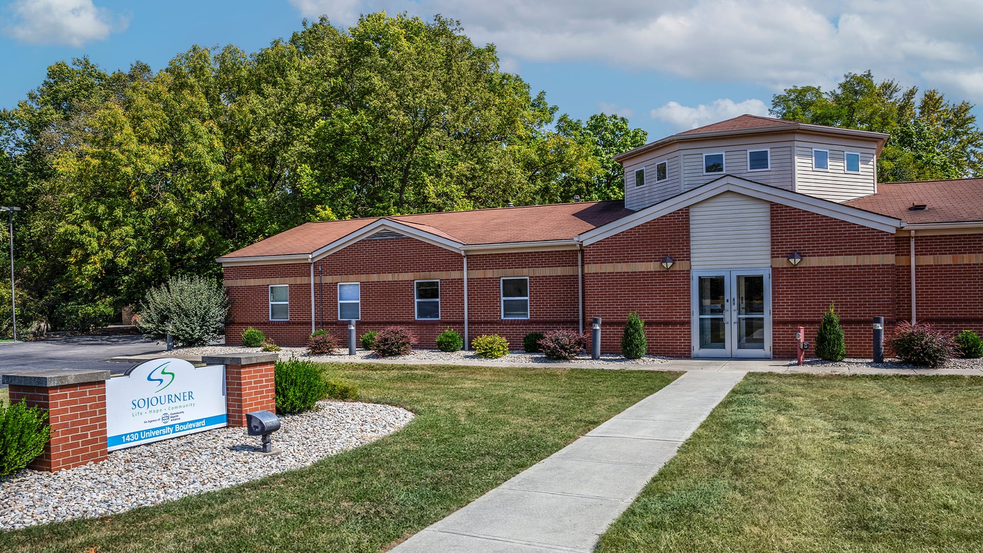 UNIVERSITY CLINIC